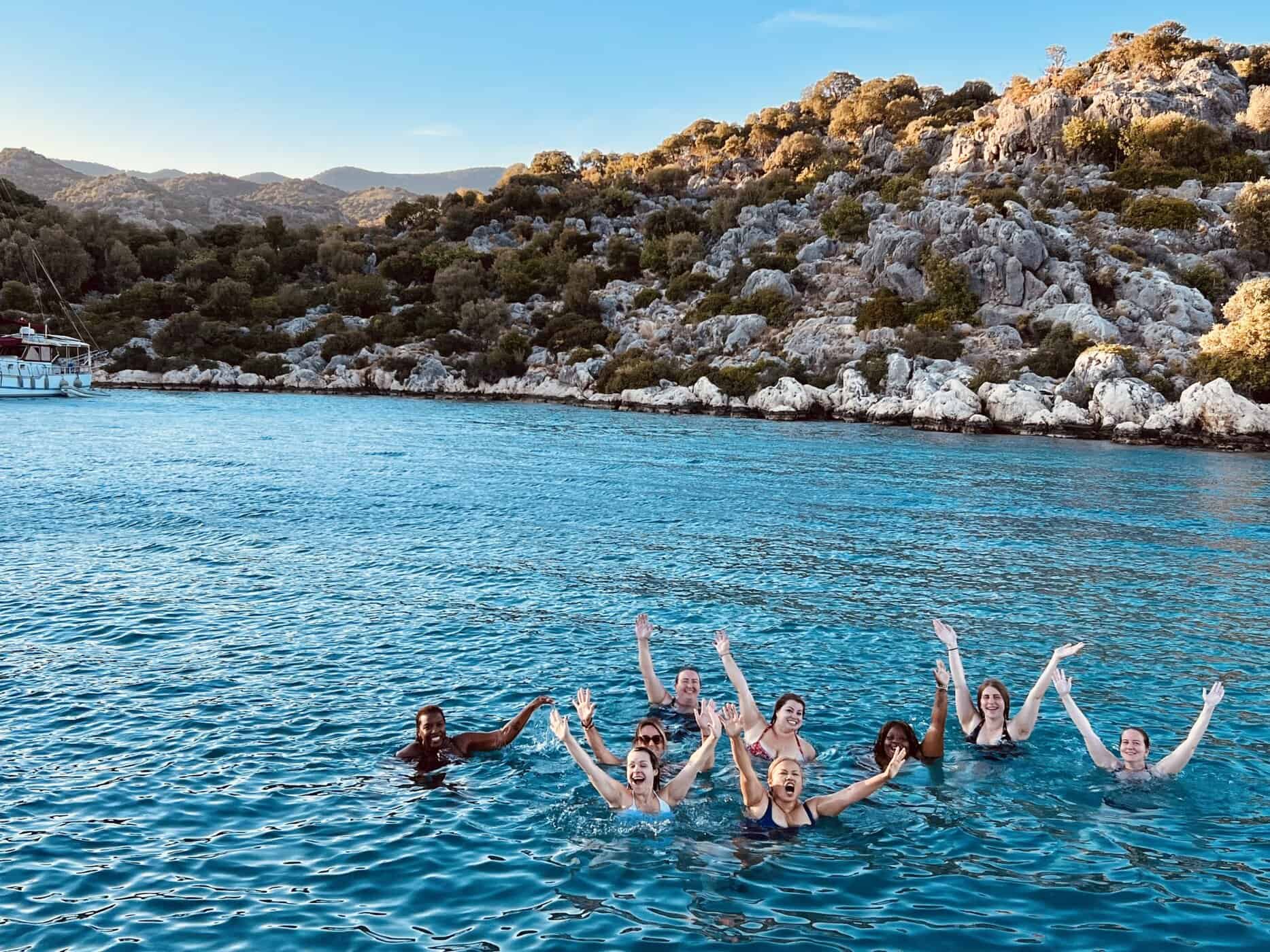 How to Pack for Turkey As A Solo Female Traveler - SoFe Travel